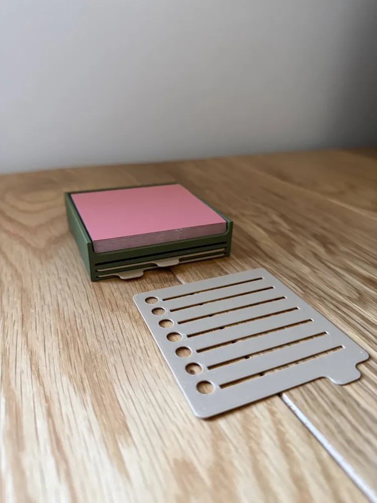 Sticky Note Holder with Note Templates / Stencils - Free 3D Print Model ...
