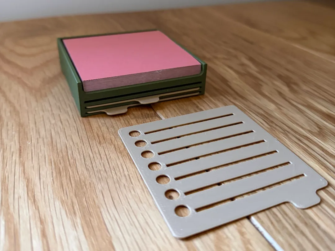 Sticky Note Holder with Note Templates / Stencils - Free 3D Print Model ...