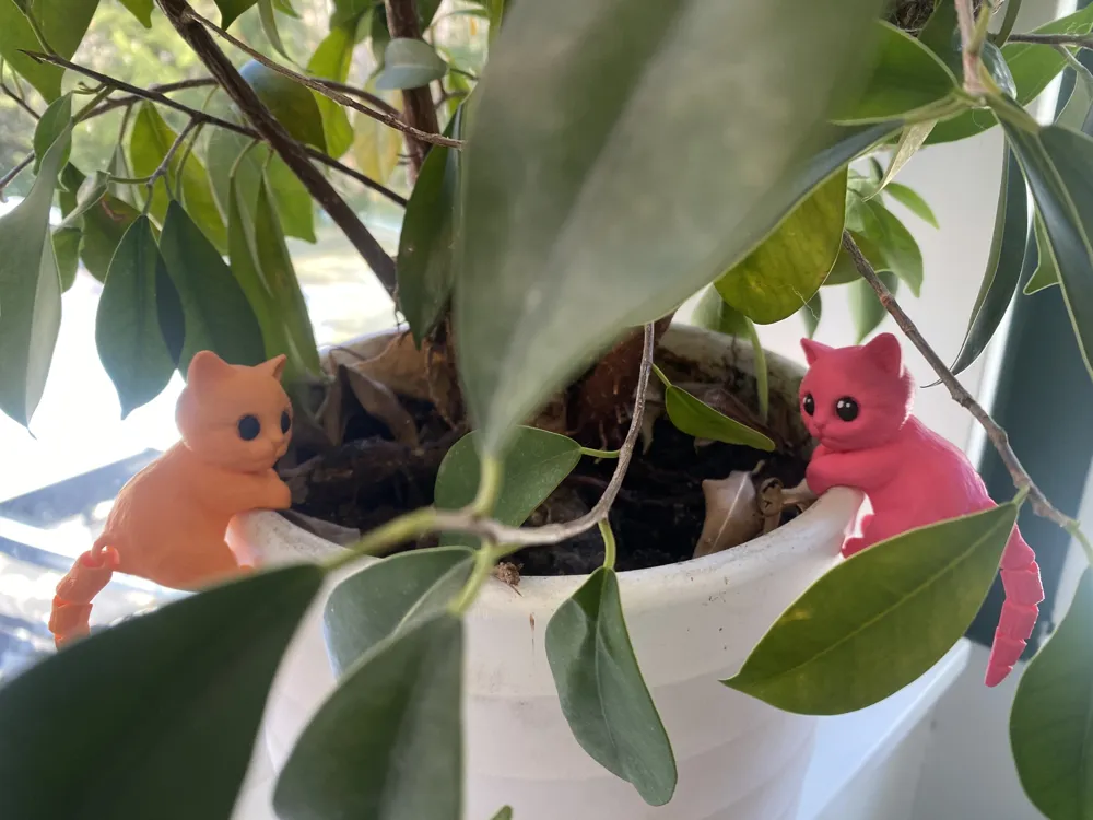 Cat huggers - Free 3D Print Model - MakerWorld