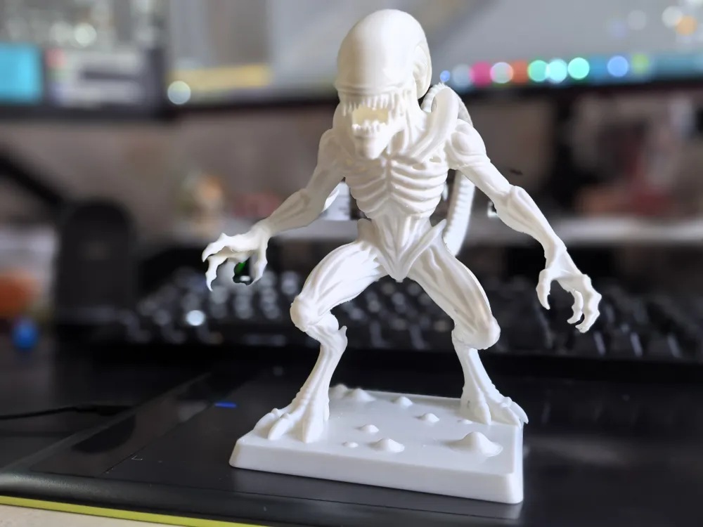 Pose d'alien - Modèle d'Impression 3D Gratuit - MakerWorld