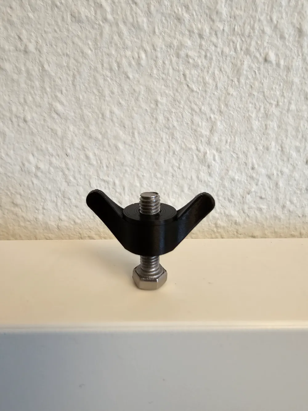 Wing screw nut M5 by CABA100 - MakerWorld