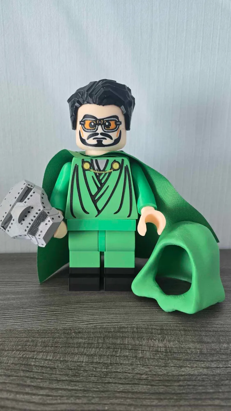 Big Brick * RDJ Dr. DOOM * Robert Downey Jr by cBoLsmUiEc - MakerWorld