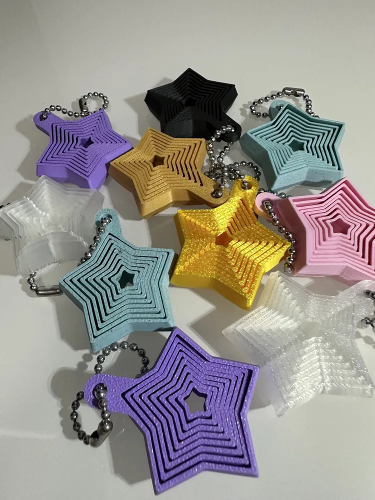 Llavero antiestrés con forma de estrella por ShapeCrafter MakerWorld: Descarga Modelos 3D Gratuitos