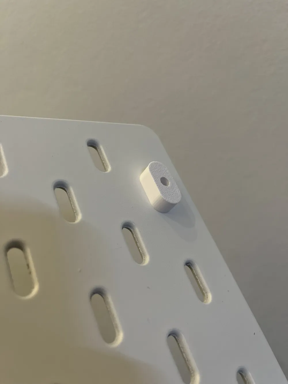 Skadis designer wall mount - Free 3D Print Model - MakerWorld