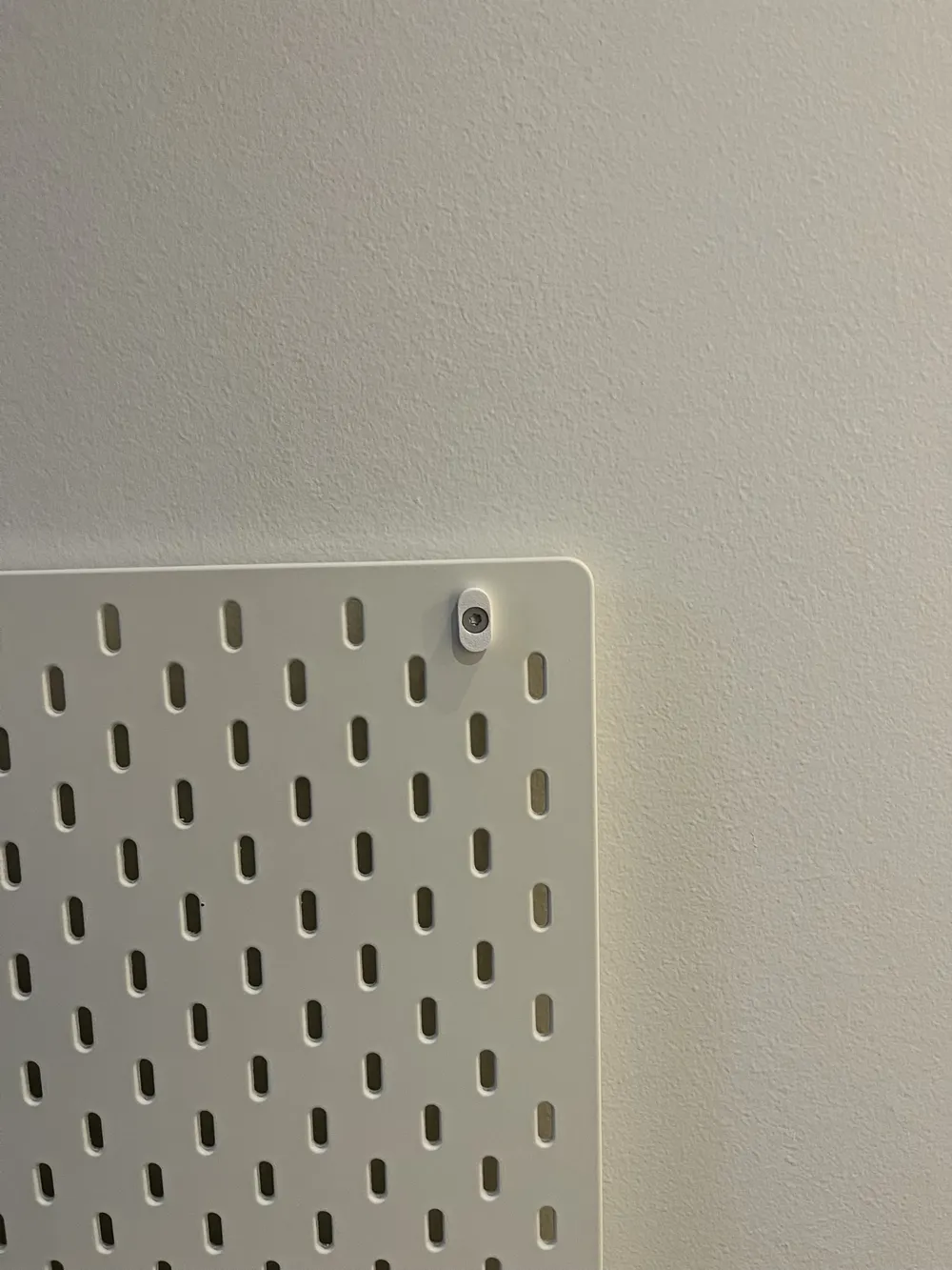 Skadis designer wall mount - Free 3D Print Model - MakerWorld