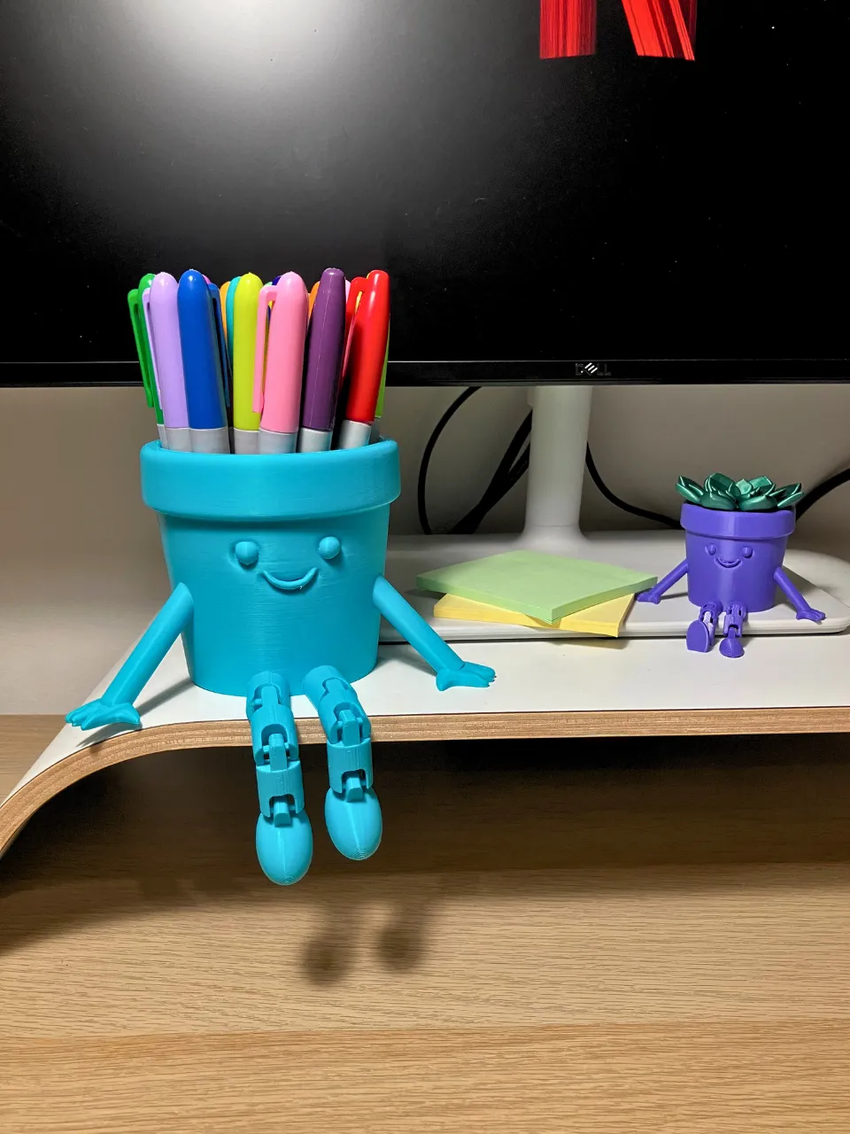 Desktop Buddy Pen Holder by A*i*m*e*e* MakerWorld: Download Free 3D Models