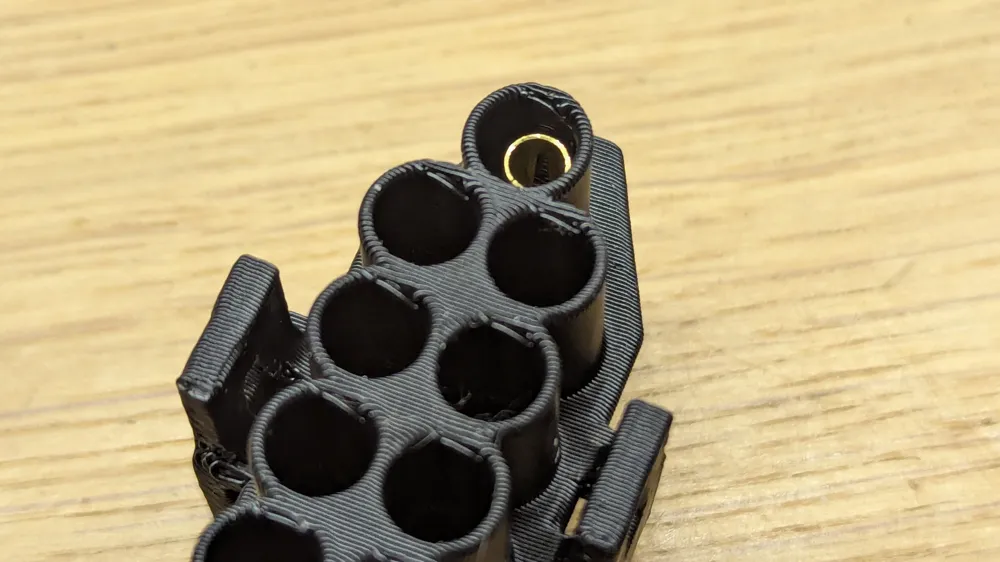 Lucas Rists 9-Wege-Stecker Buchse – Kostenloses 3D-Druckmodell – MakerWorld