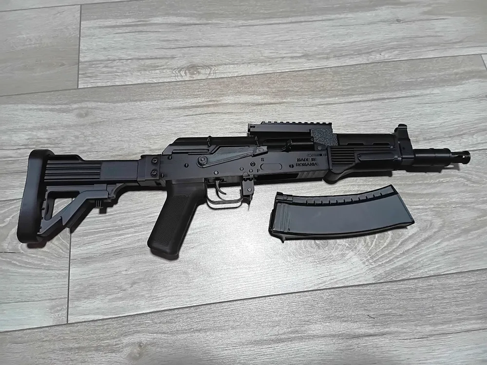 Polonia AK 47 FB Mini-Beryl wz. 96 fusil de asalto - Modelo de ...