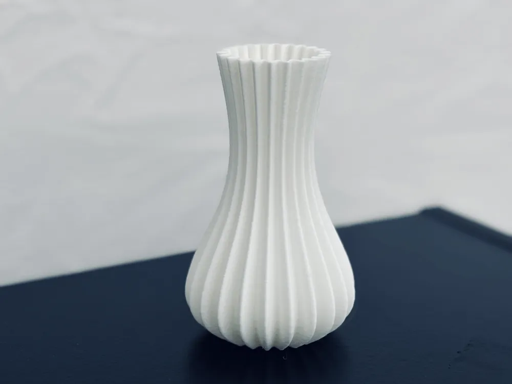 Whisper Vase by Bruce Design MakerWorld: Download Free 3D Models