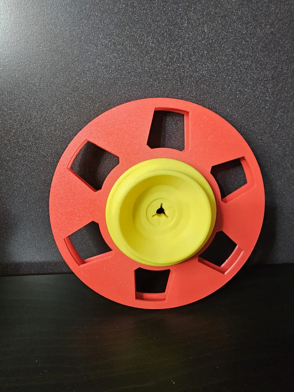Reel to reel audio tape - NAB - 180mm - Free 3D Print Model - MakerWorld