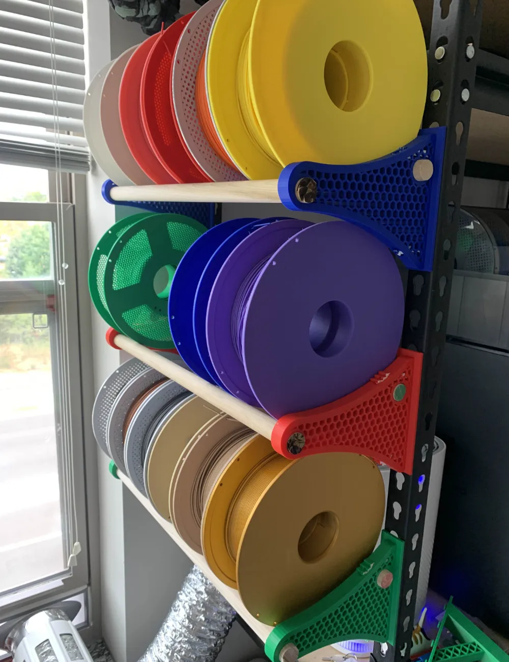 Spool Shelf for Metal Shelf Notches Remixed by Johnhamm19 - MakerWorld