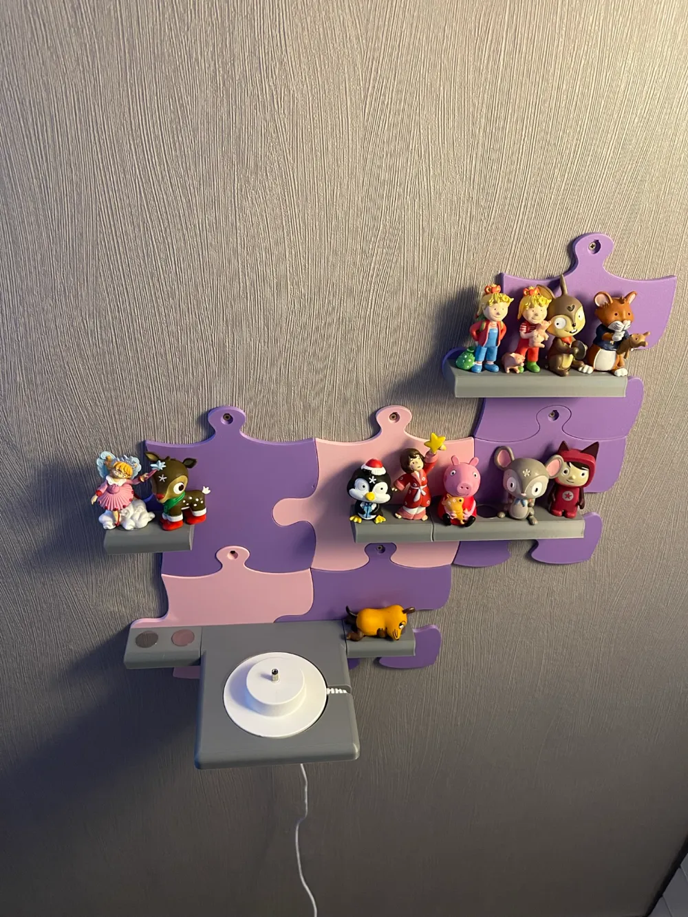 Tonie Figure shelf with Tonie Box holder by Levytek - MakerWorld