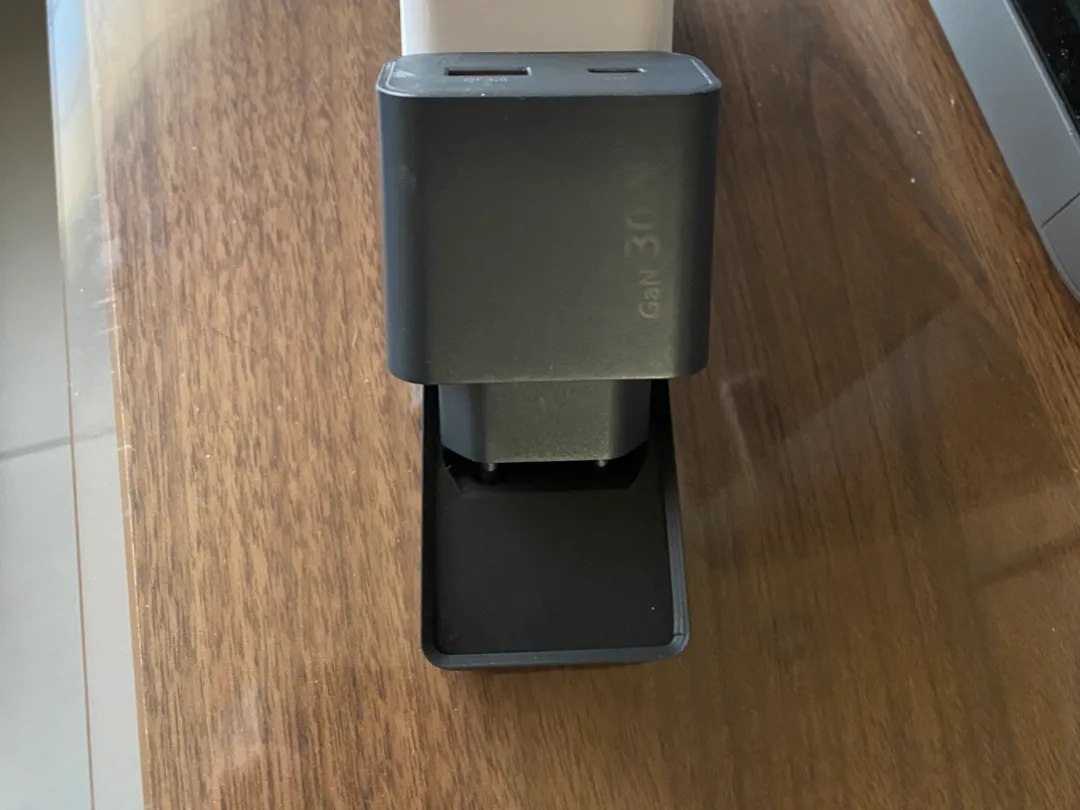 Gridfinity charger box 4X1 - Free 3D Print Model - MakerWorld
