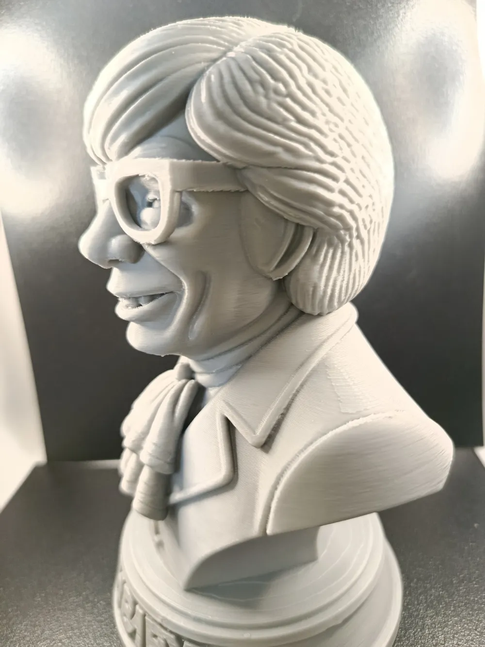 Austin Powers bust by Neoflix3d MakerWorld: Download Free 3D Models