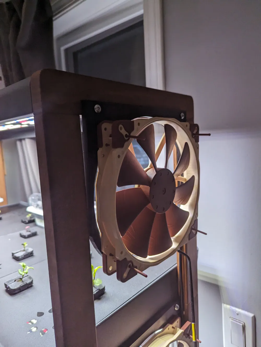 Rise Garden Noctua Fan Mount Remixed by tannerhoplock - MakerWorld