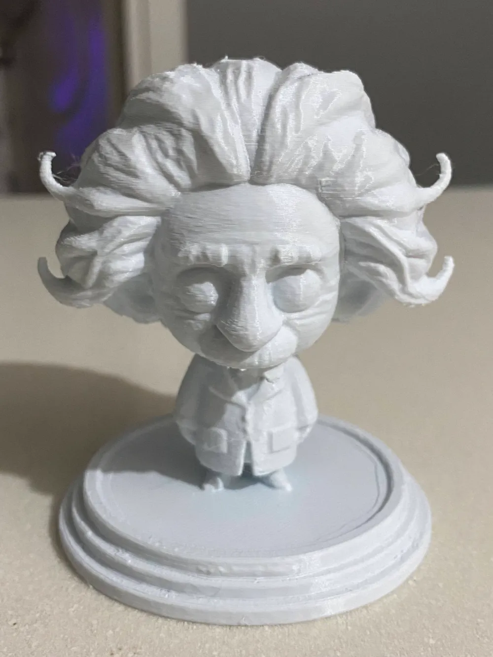 Modelo Albert Einstein por yueylmz - MakerWorld