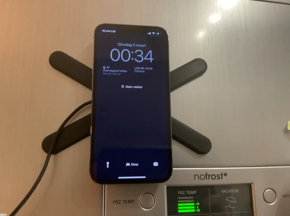 Magnetic MagSafe Charger holder - for your fridge or the inside of your ...