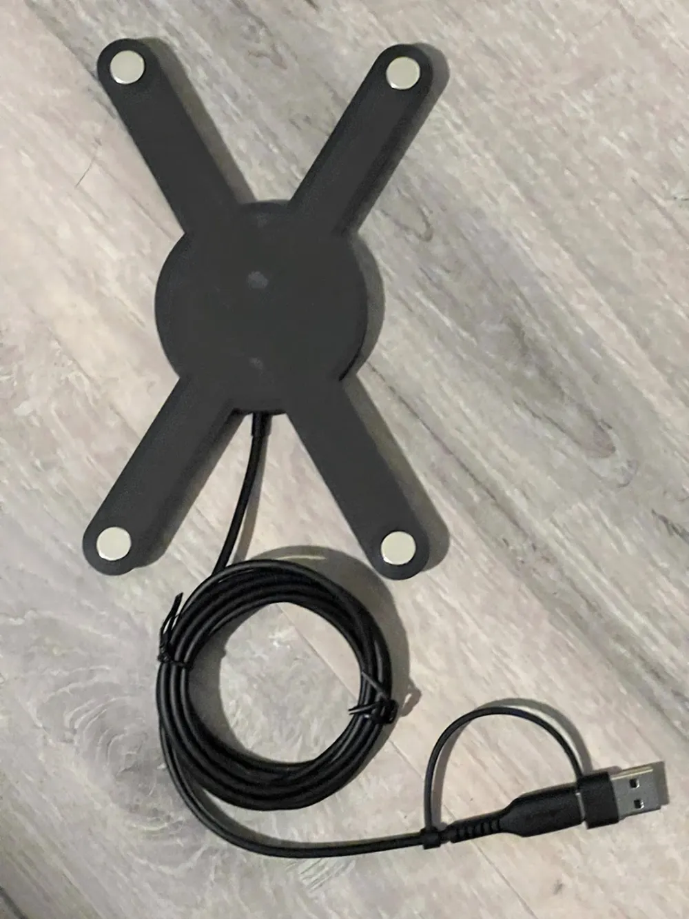 Magnetic MagSafe Charger holder - for your fridge or the inside of your ...