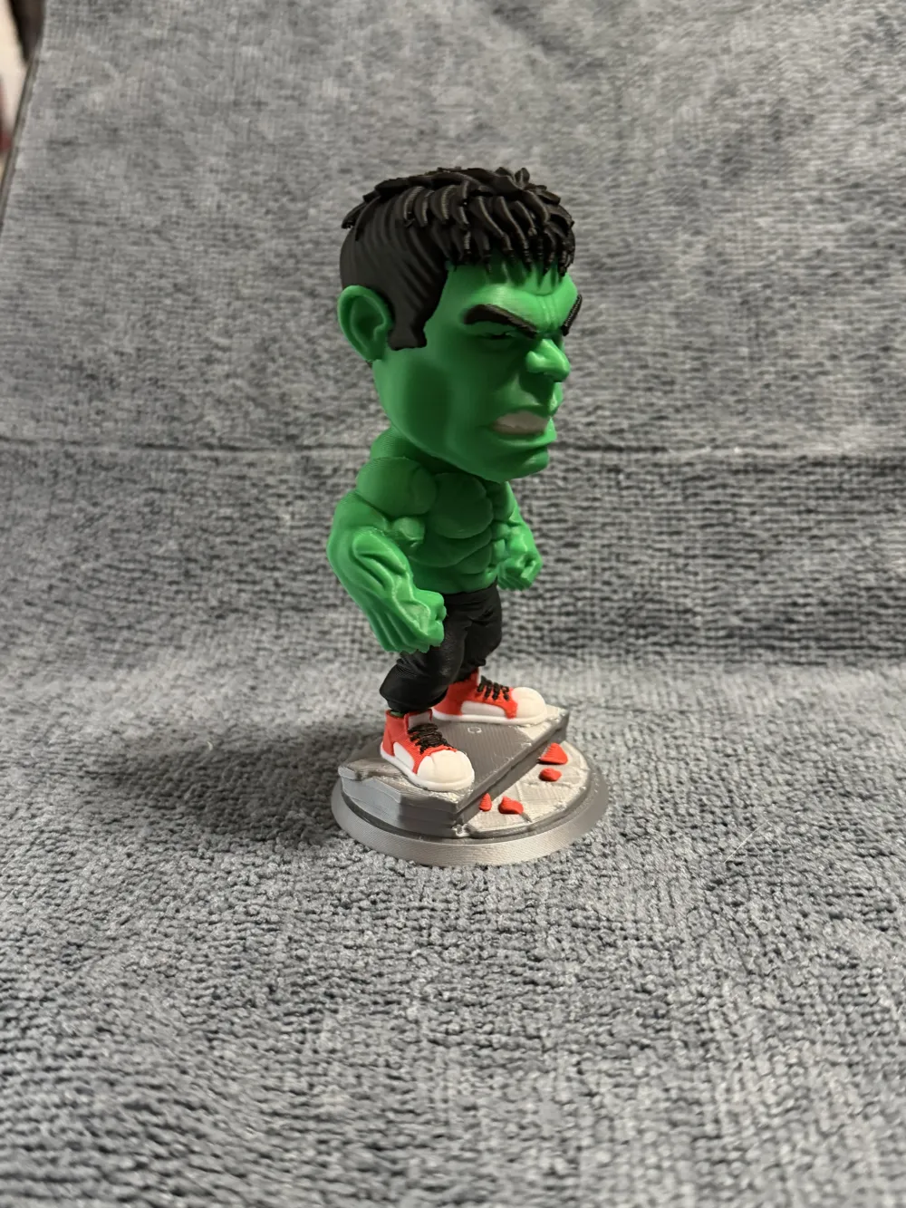 Miniature Incredible Hulk Collectible Figurine - Free 3D Print Model ...