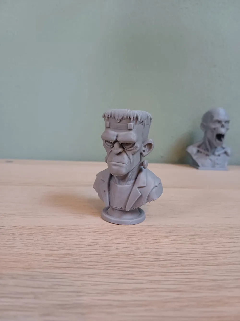 Grumpy Frank – The Most Unimpressed Monster Bust by 3DGEPRINTNL ...