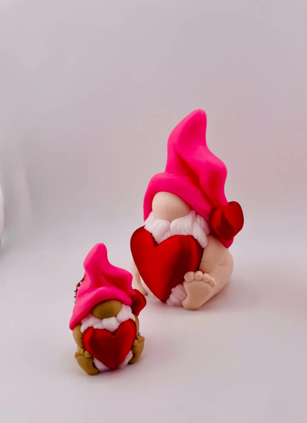 Cheeky Heart Gnome by FunFam3DMakerWorld: Download Free 3D Models