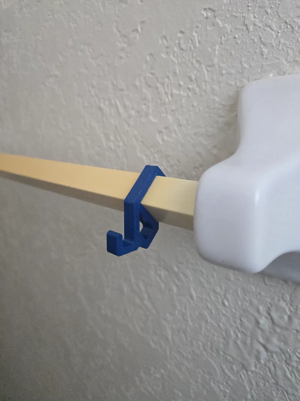 Towel Bar Hook V2 - Free 3D Print Model - MakerWorld