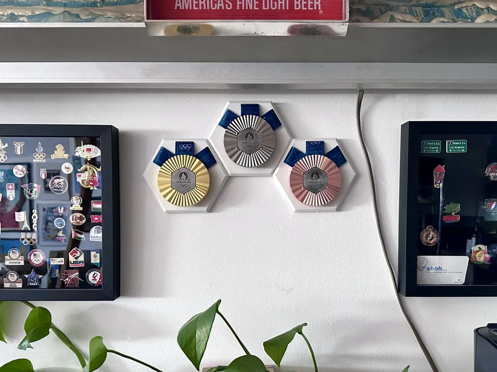 Hexagonal Medal Display - Free 3D Print Model - MakerWorld