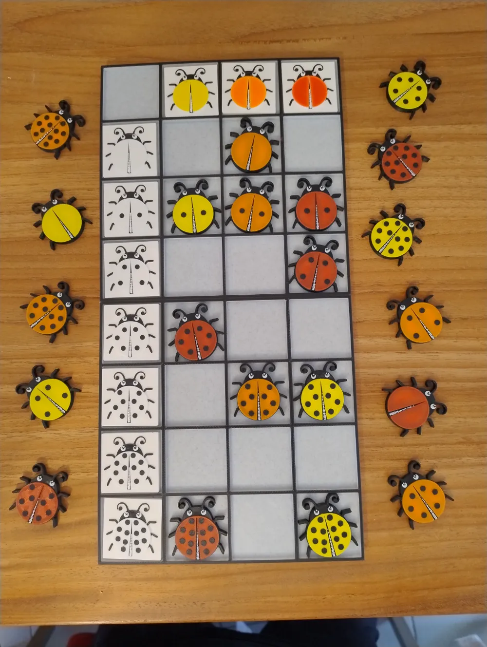 Ladybug Counting Matrix by Juf Joni - MakerWorld