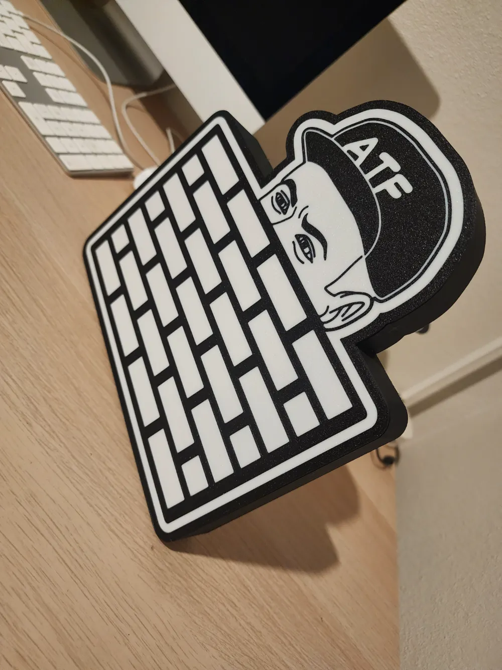 Peeking ATF Lightbox by DREWZUKI - MakerWorld