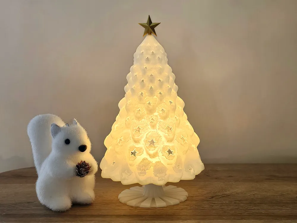 Frosted Christmas tree lamp by dom_reloaded - MakerWorld