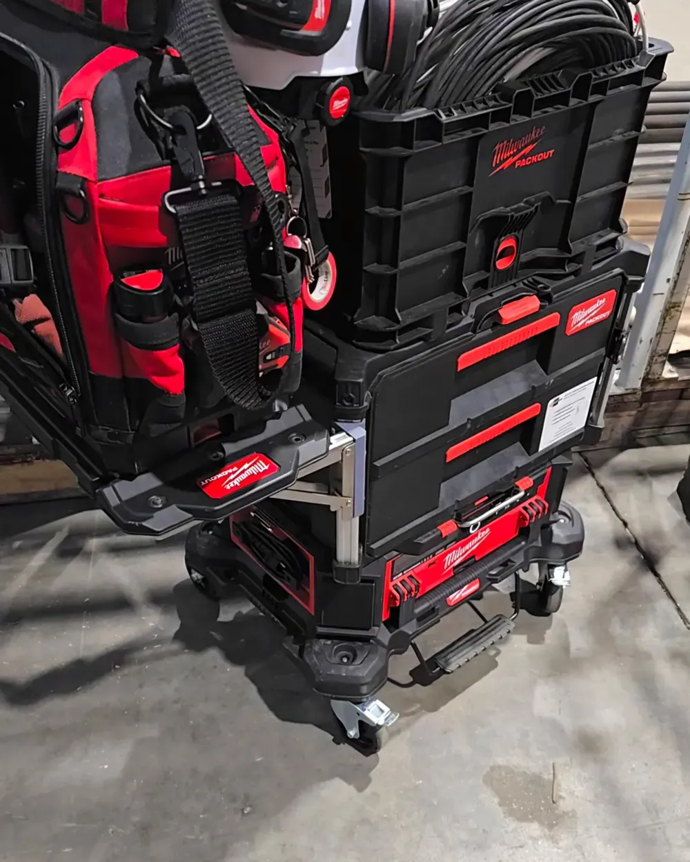 Milwaukee Packout Side Table - Free 3D Print Model - MakerWorld