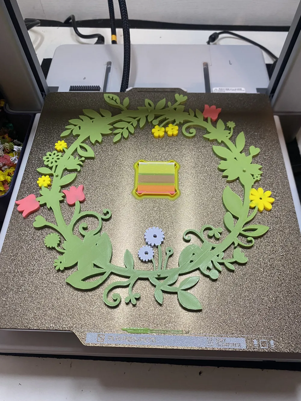 Floral Wreath Welcome Sign by Kojak.nr MakerWorld: Download Free 3D Models