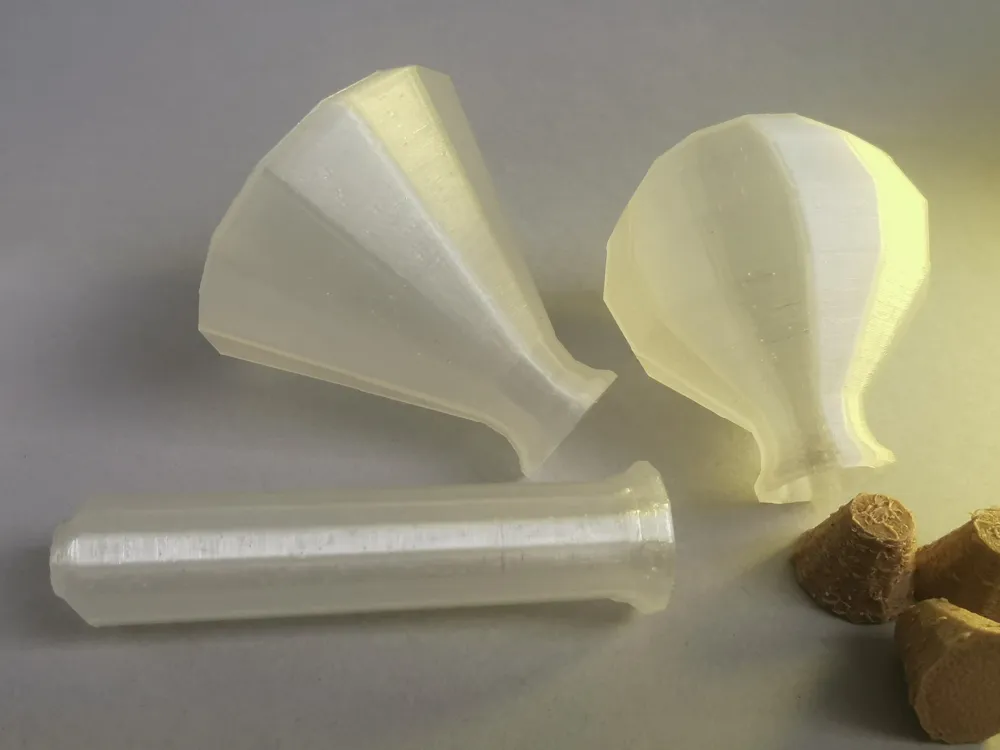Lowpoly Lab Bottles by squishy.dango MakerWorld: Download Free 3D Models