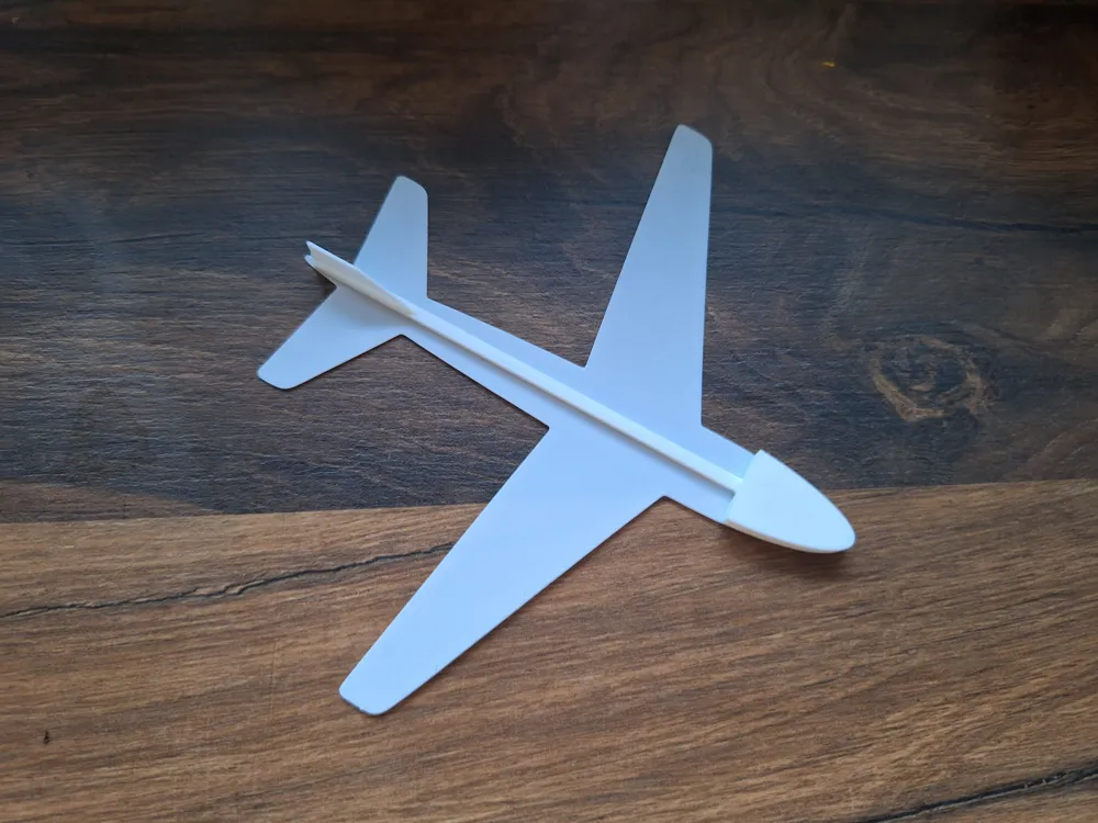 Delta Glider by Phill MakerWorld: Download Free 3D Models