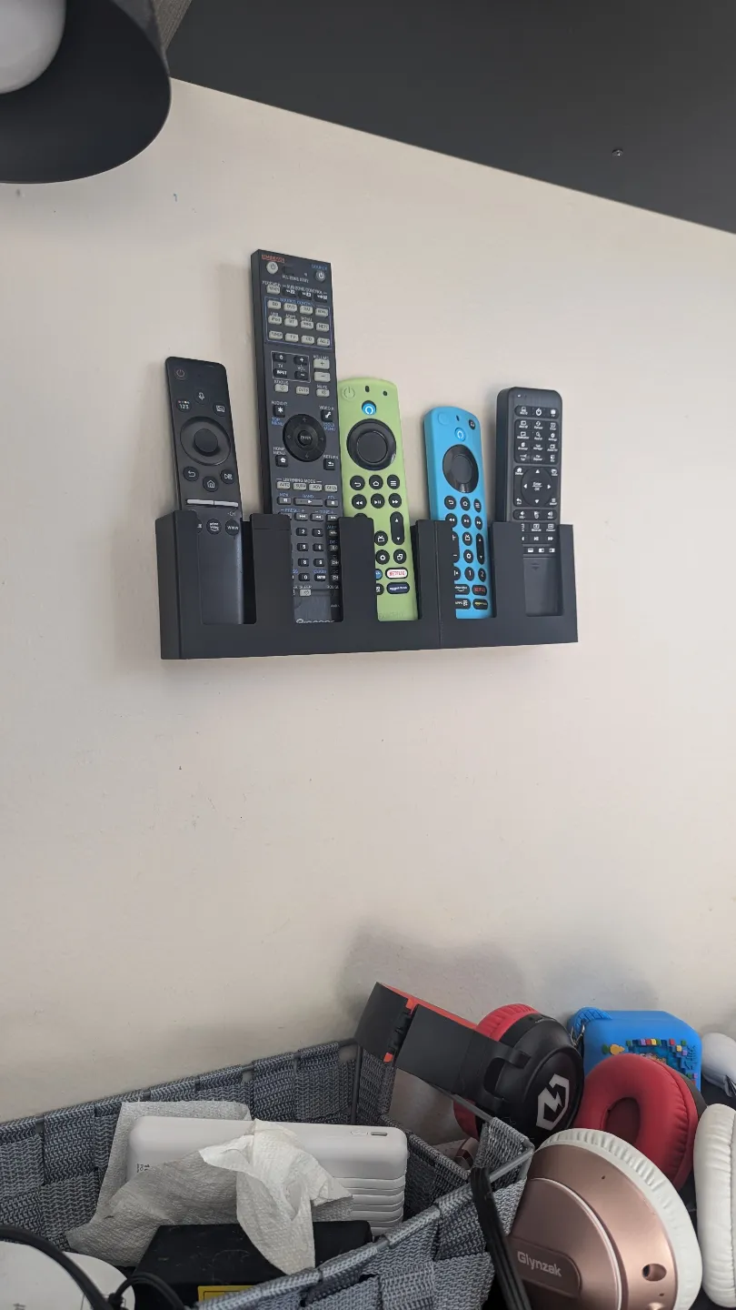 Wall Mount Remote Control Holder for 4 / 5 remotes Remixed by Grenz2020 ...
