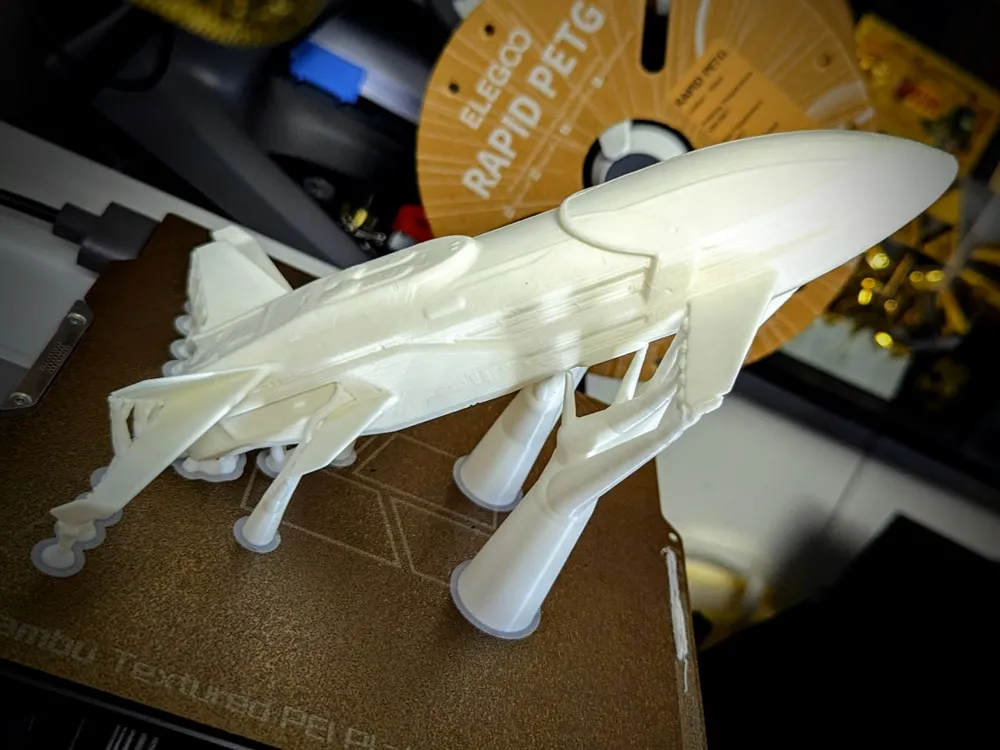 Beluga Liner (Elite Dangerous) by Alex - MakerWorld