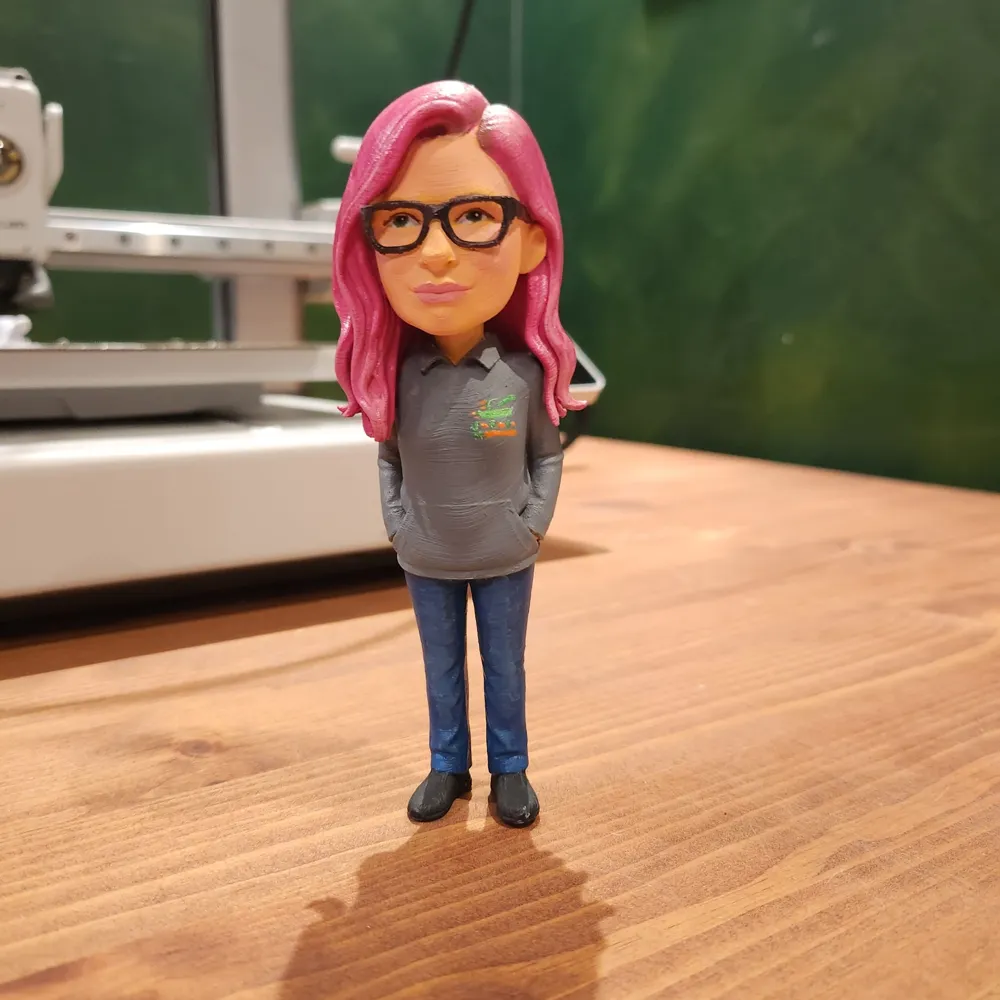 mini-me: Woman with Glasses - Free 3D Print Model - MakerWorld