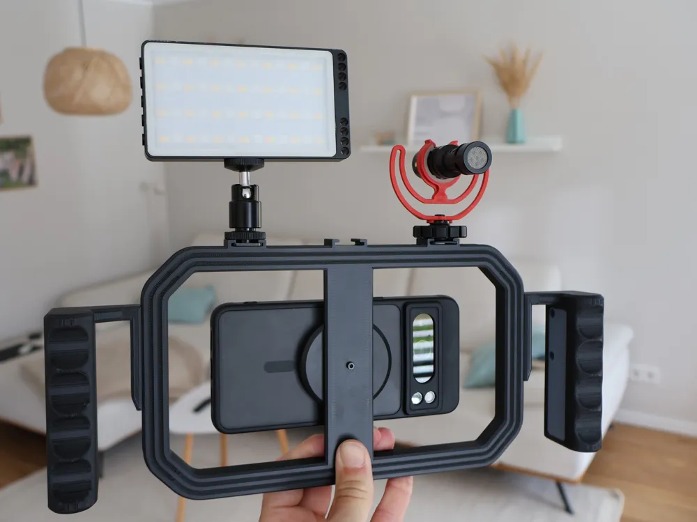 MagSafe Smartphone Cage with Hot Shoe Mounts - Free 3D Print Model ...