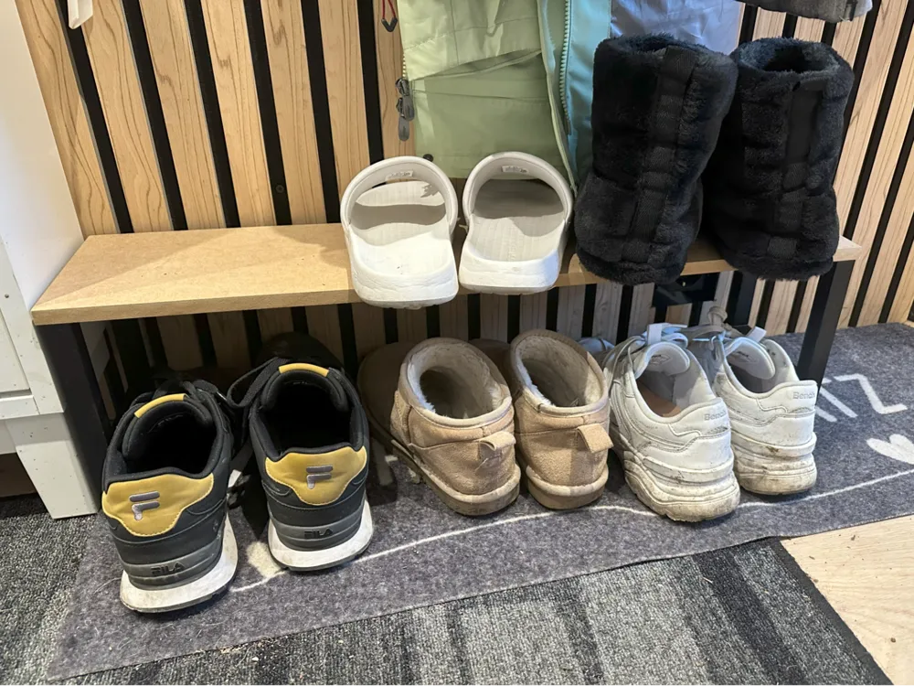 Shoe rack legs by Jenschucky2 - MakerWorld