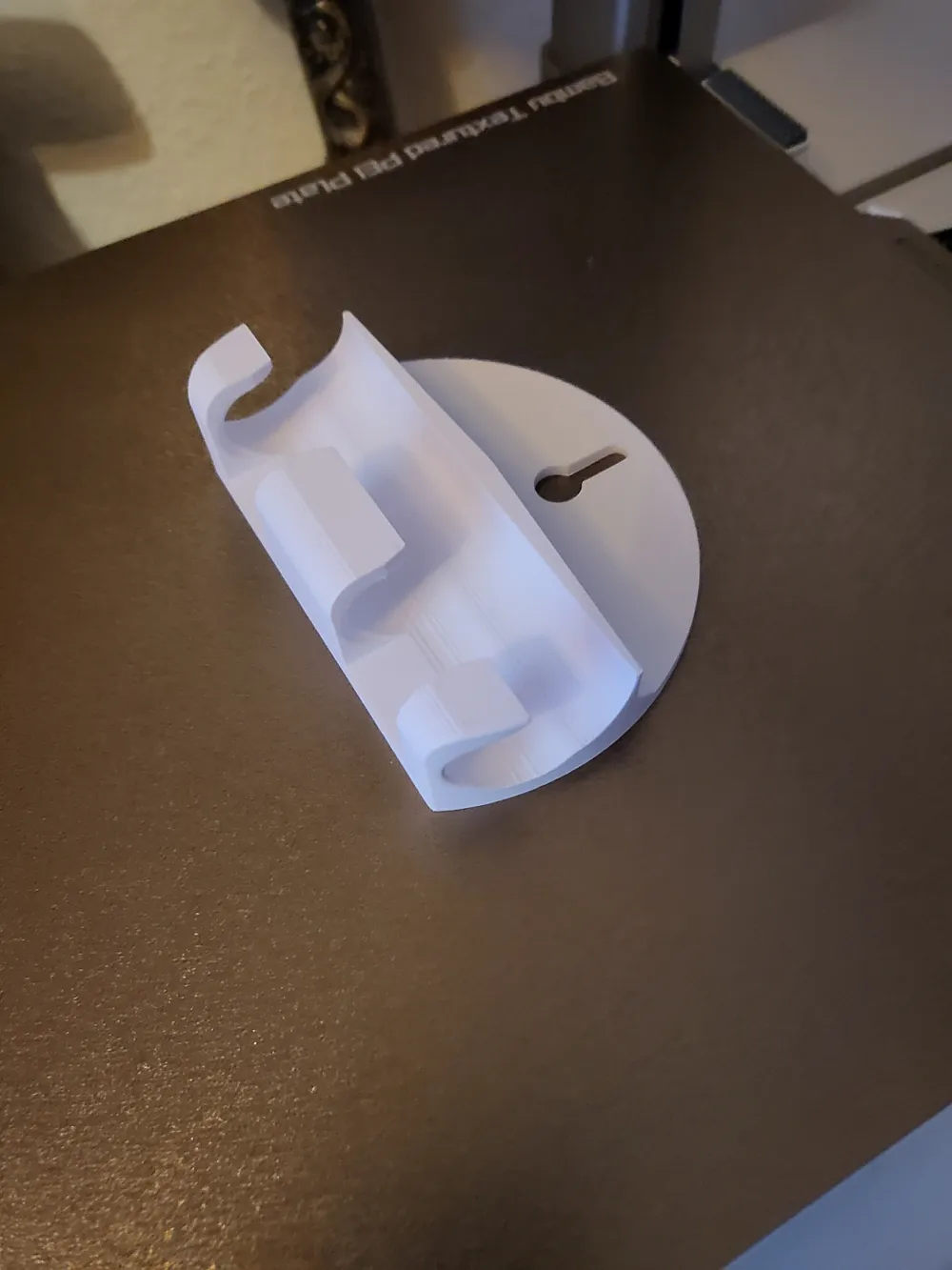 Holder for 2 razors with protection by Crazy Cat Company - MakerWorld