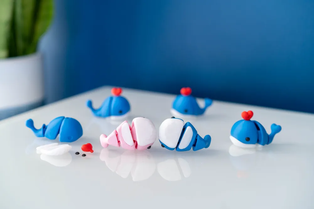 Articulated Whale Flexi Toy (Magnet & Keychain) - Free 3D Print Model ...