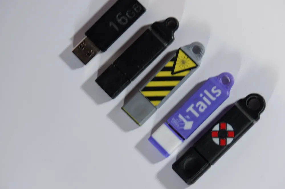 USB Stick Case - Free 3D Print Model - MakerWorld