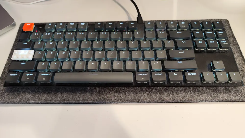 Brick Low-Profile Keycap - Caps Lock by YoavD - MakerWorld