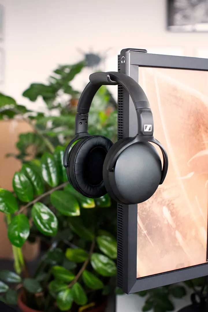 Sleek Monitor Hook for LCD monitor - Free 3D Print Model - MakerWorld