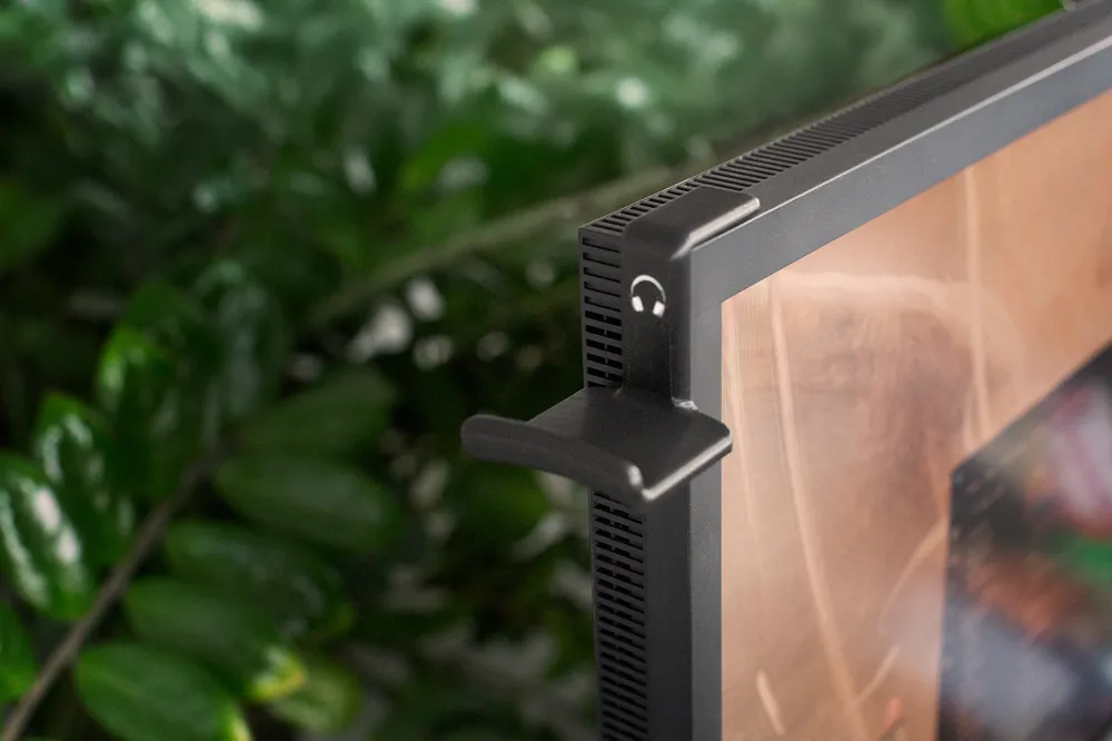 Sleek Monitor Hook for LCD monitor - Free 3D Print Model - MakerWorld