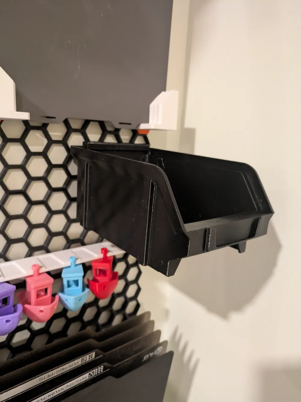 HSW Mount for Stacking Box V2 Remixed by diggforbeer - MakerWorld