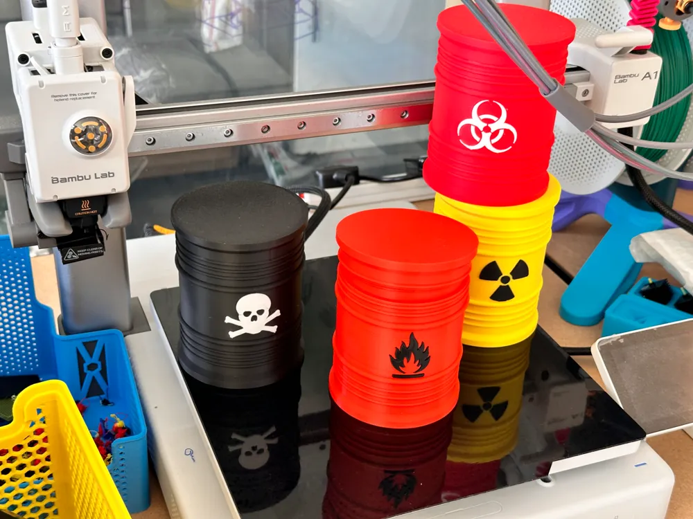 Radioactive Waste Barrel Screw Top Container - Free 3D Print Model ...