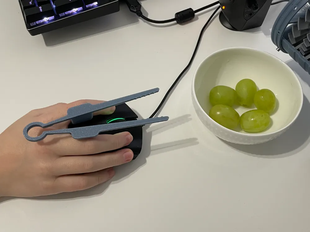 Gaming Chopsticks for eating while Gaming by Andrei3d - MakerWorld