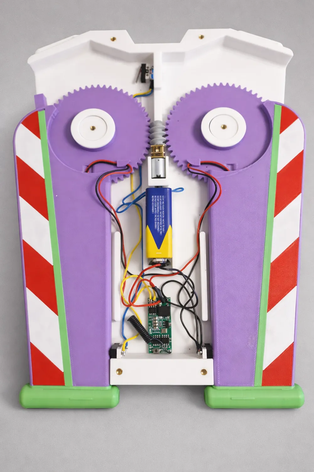 Buzz Lightyear FULL MOTORIZED Jetpack - MakerWorld 3D Model | 3Drop