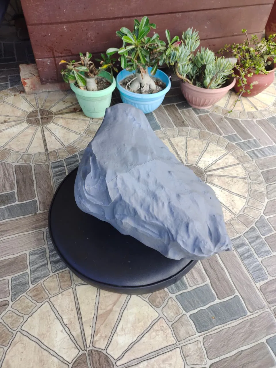 Big Prop Rock - Free 3D Print Model - MakerWorld